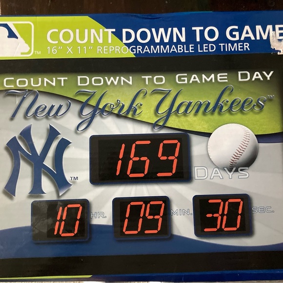 Other | New York Yankees Countdown Clock In Original Box | Poshmark